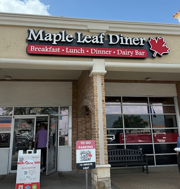 Maple Leaf Diner - Yeah Canadians really are that Great!
